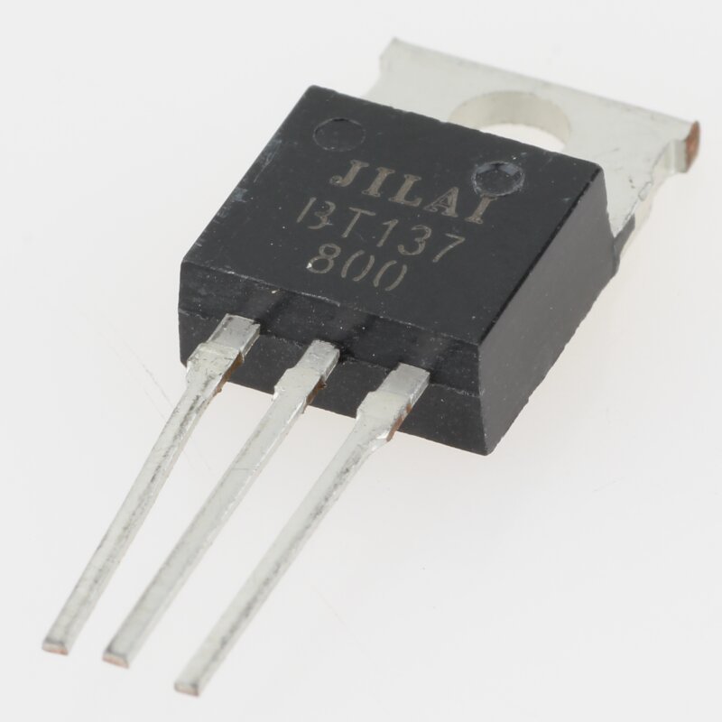 BT137-800 Triac TO-220 online kaufen
