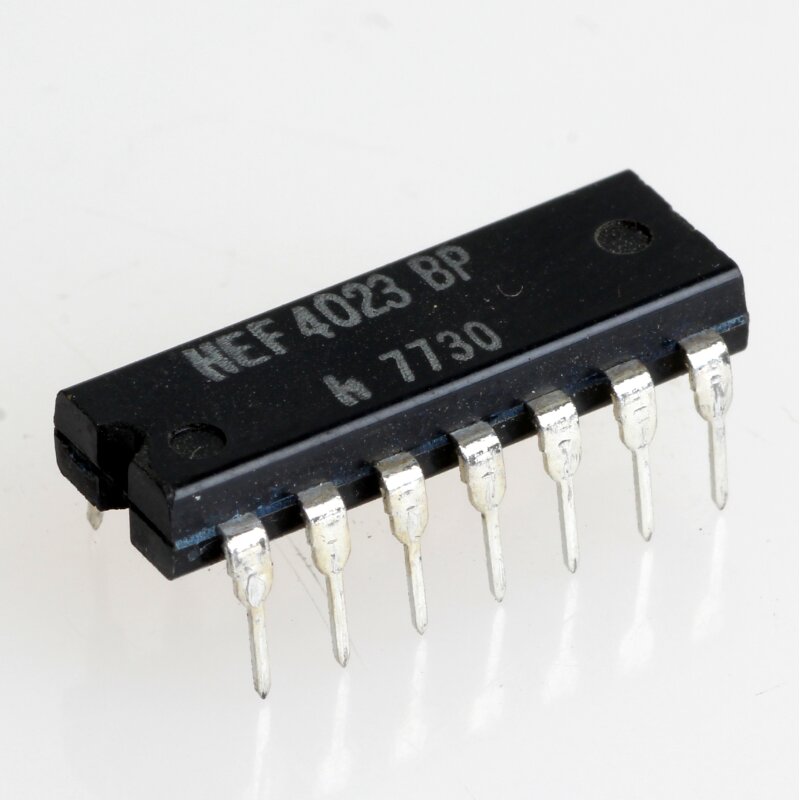 HEF4023BP IC Integrierte Schaltung in Hamburg kaufen