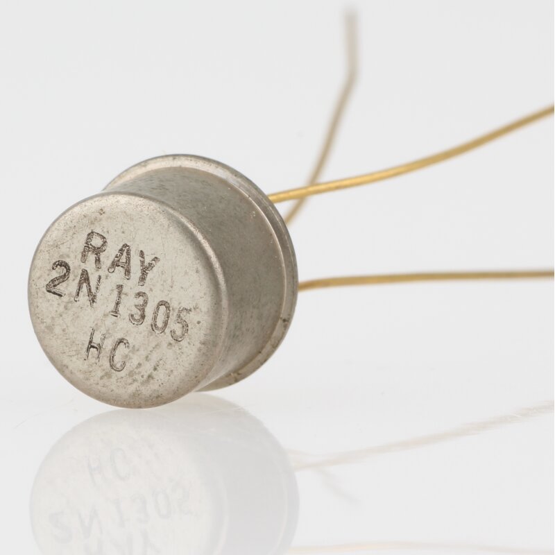 2N1305 Transistor TO-39 online in Hamburg kaufen