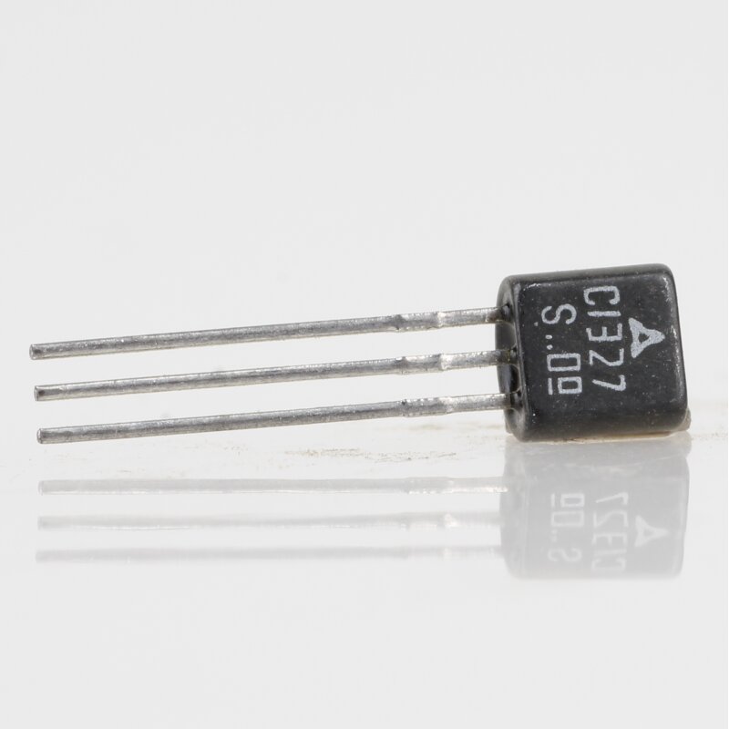 2SC1327 Transistor TO-92 NPN | Radio Kölsch Hamburg