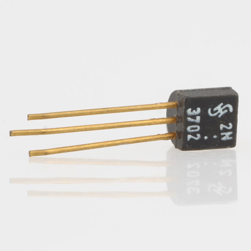 2N3702 Transistor TO-92 online in Hamburg kaufen